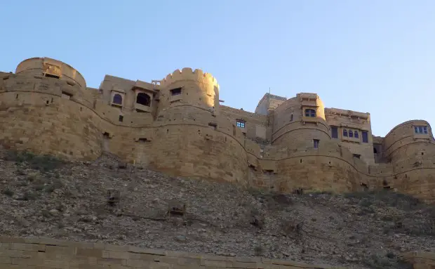 Enchanting Rajasthan- colorful towns of India in one-week itinerary