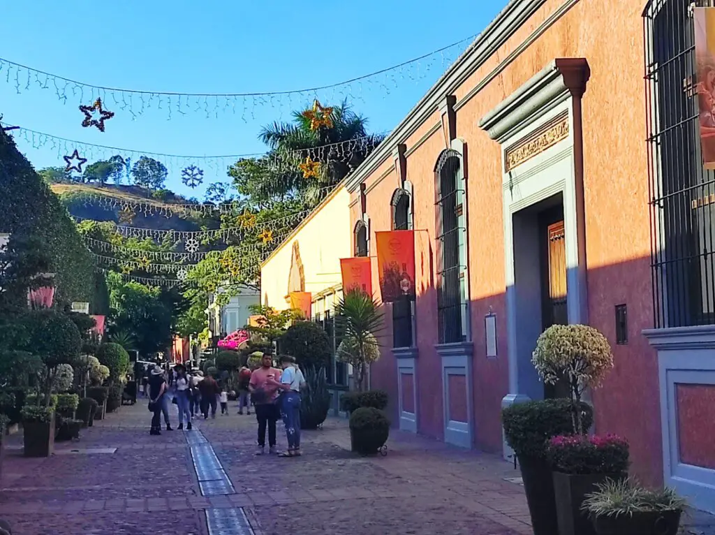 Tequila, colourful town full of cheerfulness- Day trip from Guadalajara